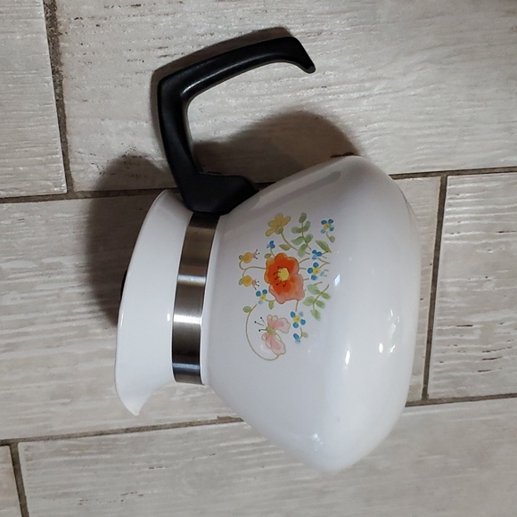 Corningware | Kitchen | Corning Ware P4 8 Cup Coffee Pot With Colorful ...